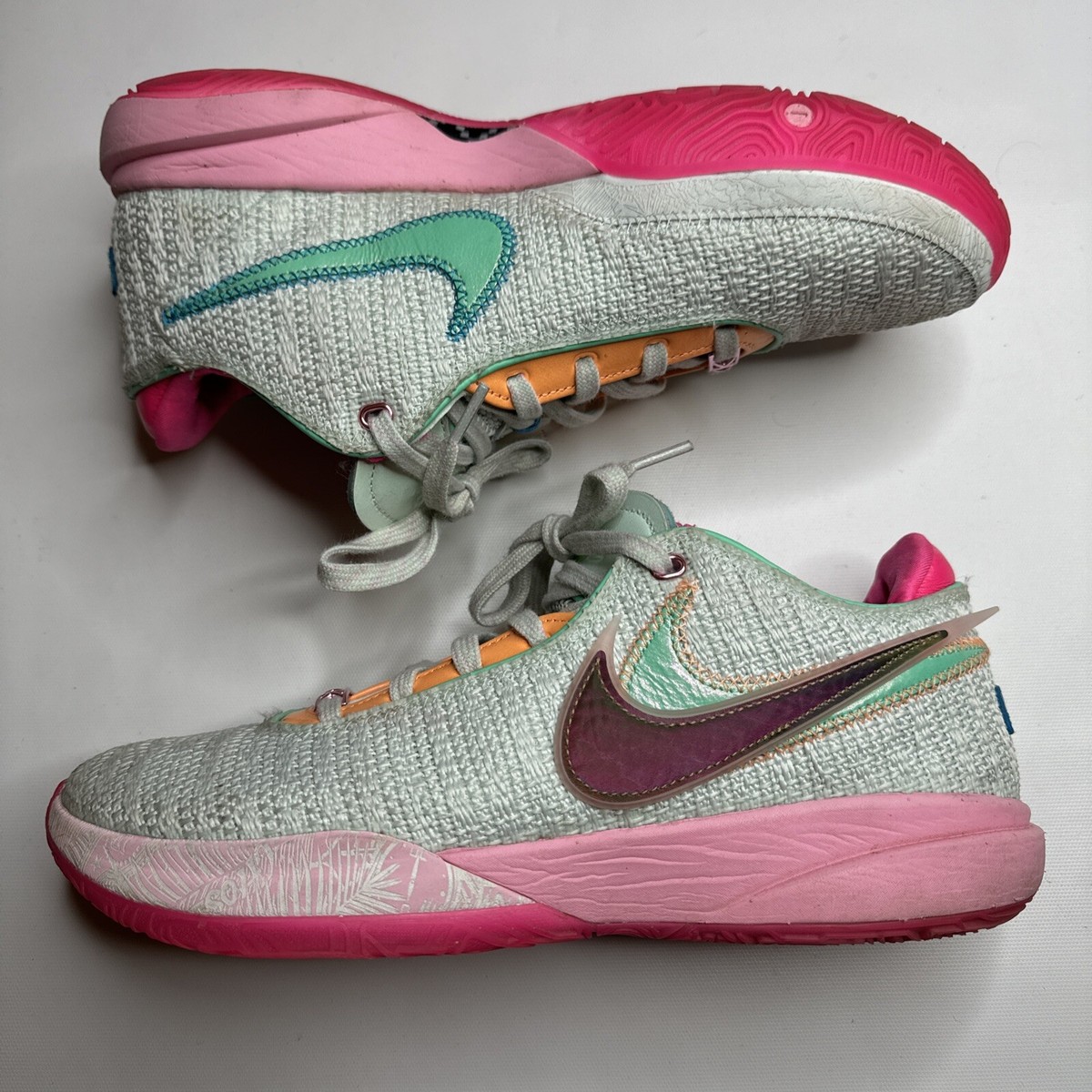 Nike LeBron 20 Time Machine 2022 - Men's Size 10.5 Nike LeBron 20 Time Machine 2022 - Men's Size 10.5