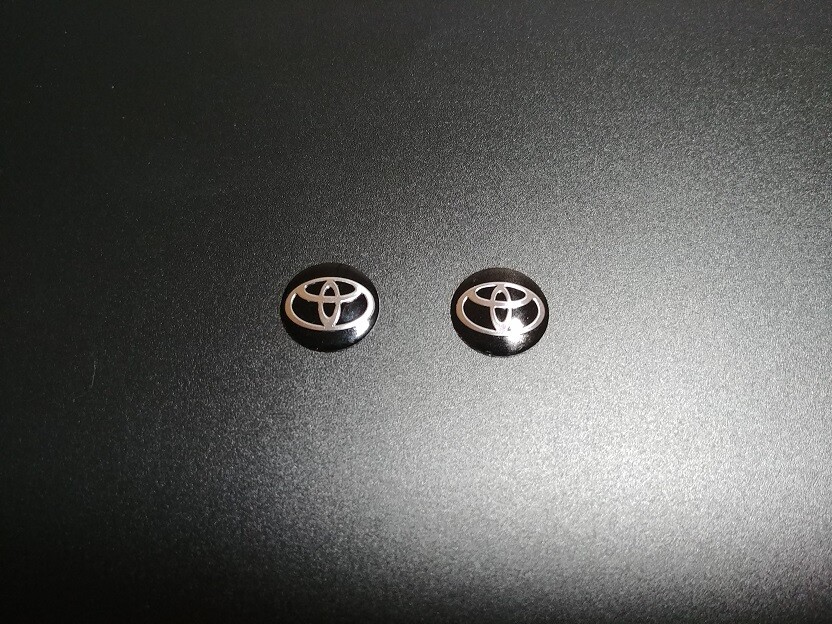 2X 14 MM EMBLEMS (LOGO) FOR TOYOTA - CAR KEY FOB REPLACEMENT STICKER ...