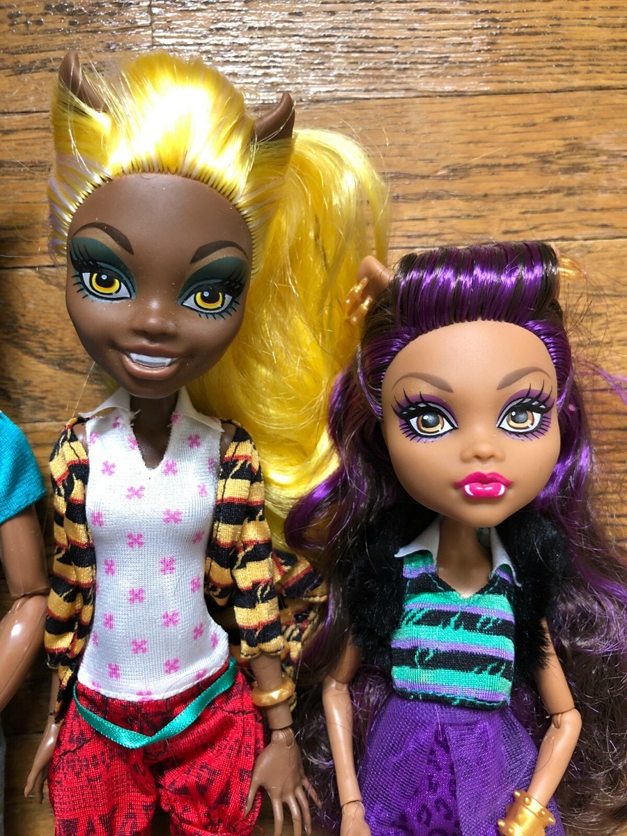 Pitcher Of Monster High Clawdeen Howleen And Clawd