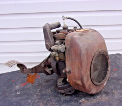 Engines - Vintage Briggs Stratton Model
