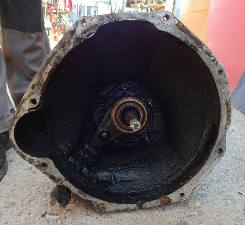 GEARBOX TRANSMISSION 4 SP DATSUN NISSAN 620 PICK UP UTE J15 1,5cc USED ...