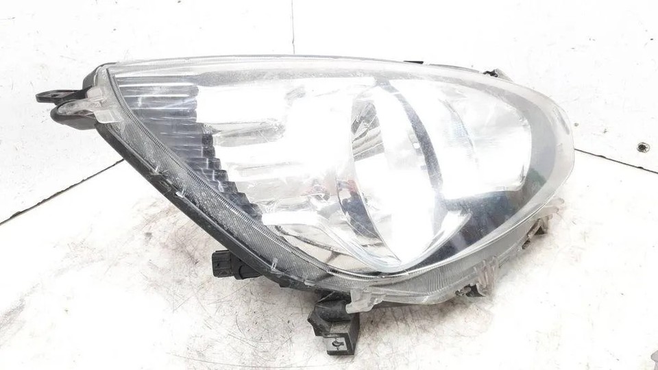 MITSUBISHI MIRAGE / SPACE STAR Hatchback A0A Front Right Headlight ...
