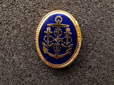 NAVY Enamel Badge. R.E.V. Gomm Makers Name. | eBay UK