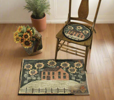 Primitives - Folk Art Hook Rug