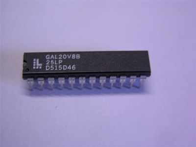 2 Lattice GAL20V8B-25LP High Performance E2CMOS PLD Generic Array Logic ...