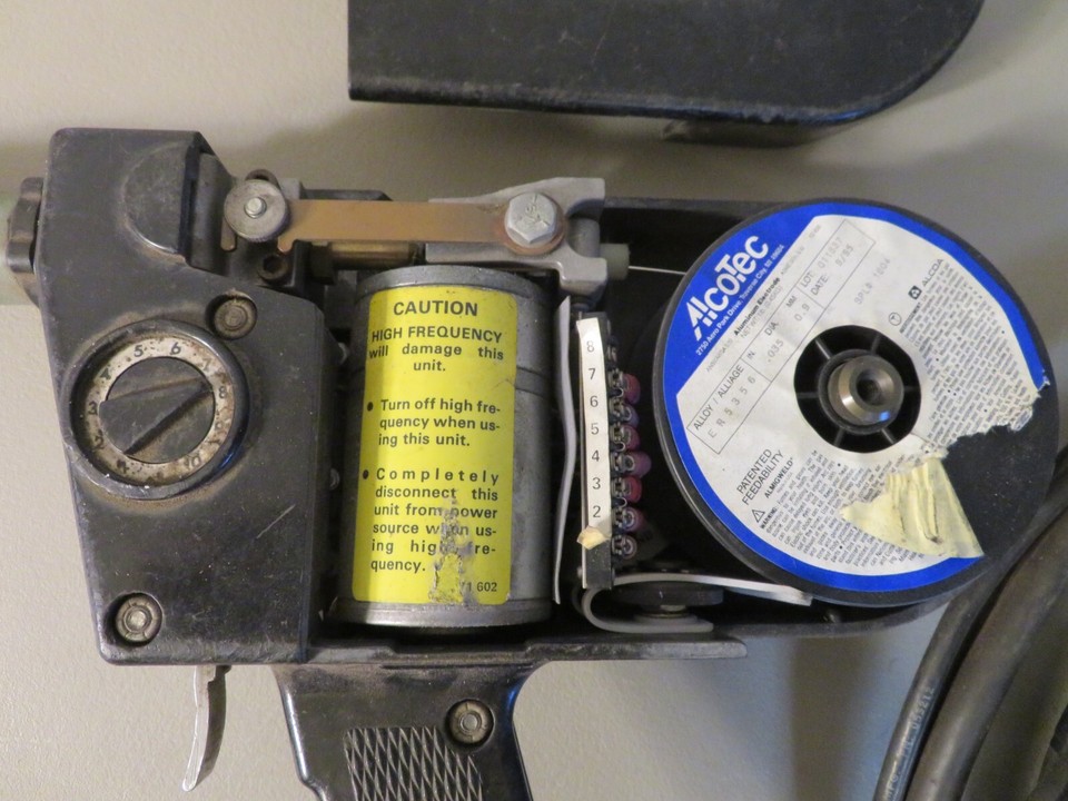 Miller Spoolmatic 1 - 100% Duty Cycle 200 Amps For Parts or Repair ...