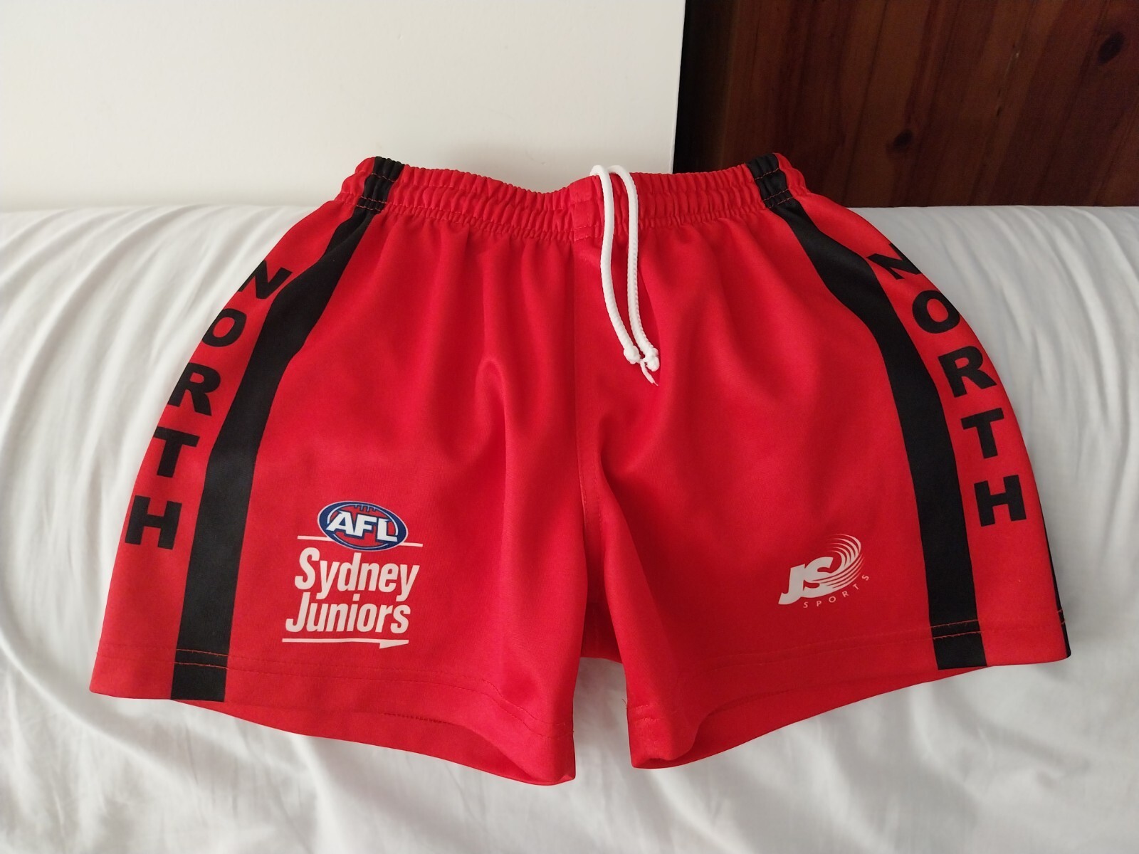 NORTH SYDNEY JUNIORS AFL SHORTS KIDS SIZE 10 | eBay