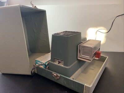 Argus 300 Automatic Slide Projector w/ Carrying Case Tested Vintage ...
