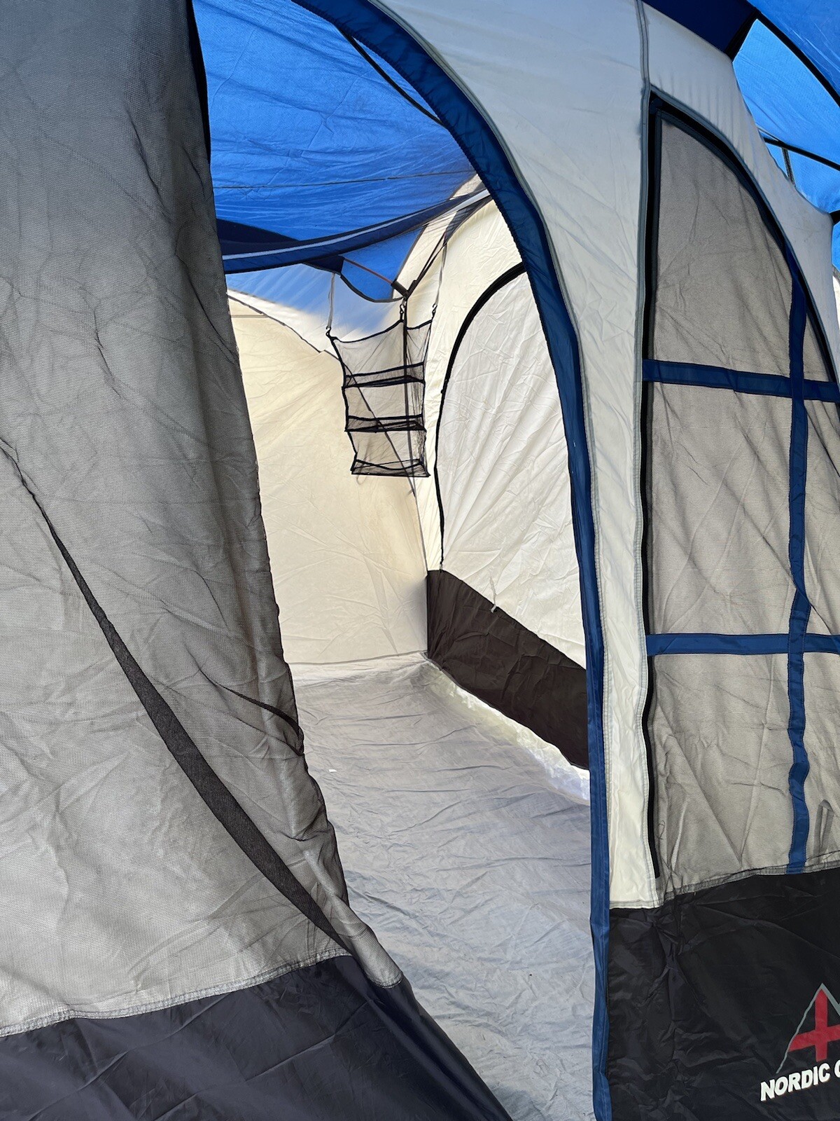 Nordic cross tents , Blue And Good Condición And Composed Of All Parts ...