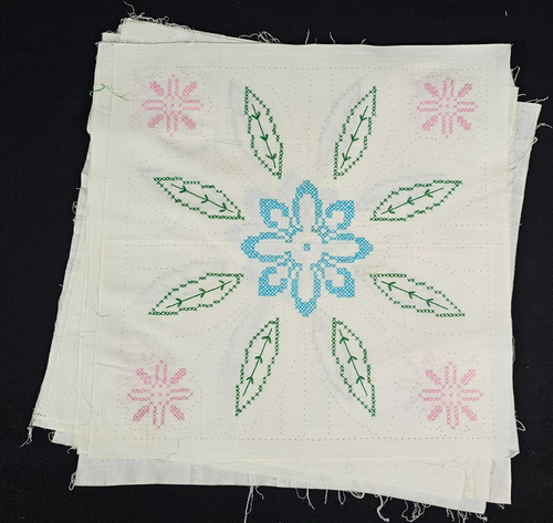12 Handmade Embroidered Quilt Squares Blue Pink Flowers On White 18" x ...