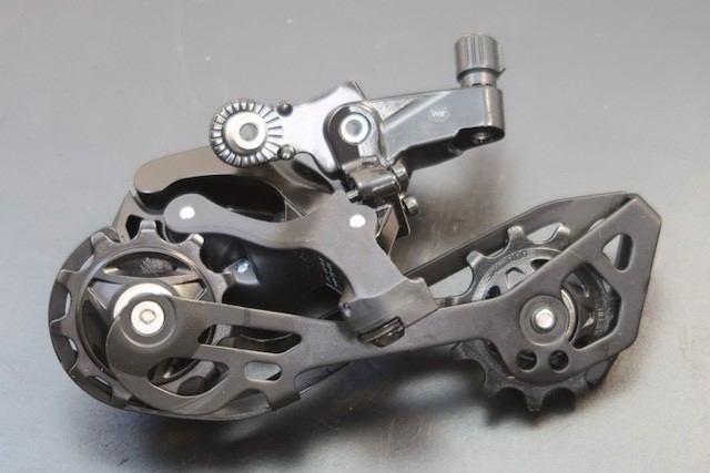Shimano 105 12 Speed parts group ST-R7170 BR-R7170 Rd-R7100 Shifter ...
