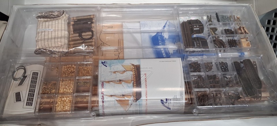 Maquette bateau en bois : Hermione La Fayette - Artesania | eBay UK