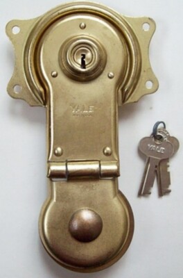 1900-1950 - Antique Steamer Trunk Keys