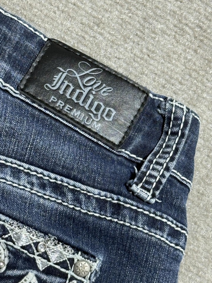 Love Indigo Jeans Womens 10 Blue Cuffed Embellished Pocket Cropped ...