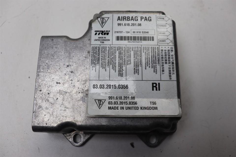Porsche Boxster S 981 2015 SRS Impact Control Unit ECU 99161820108 J231 ...
