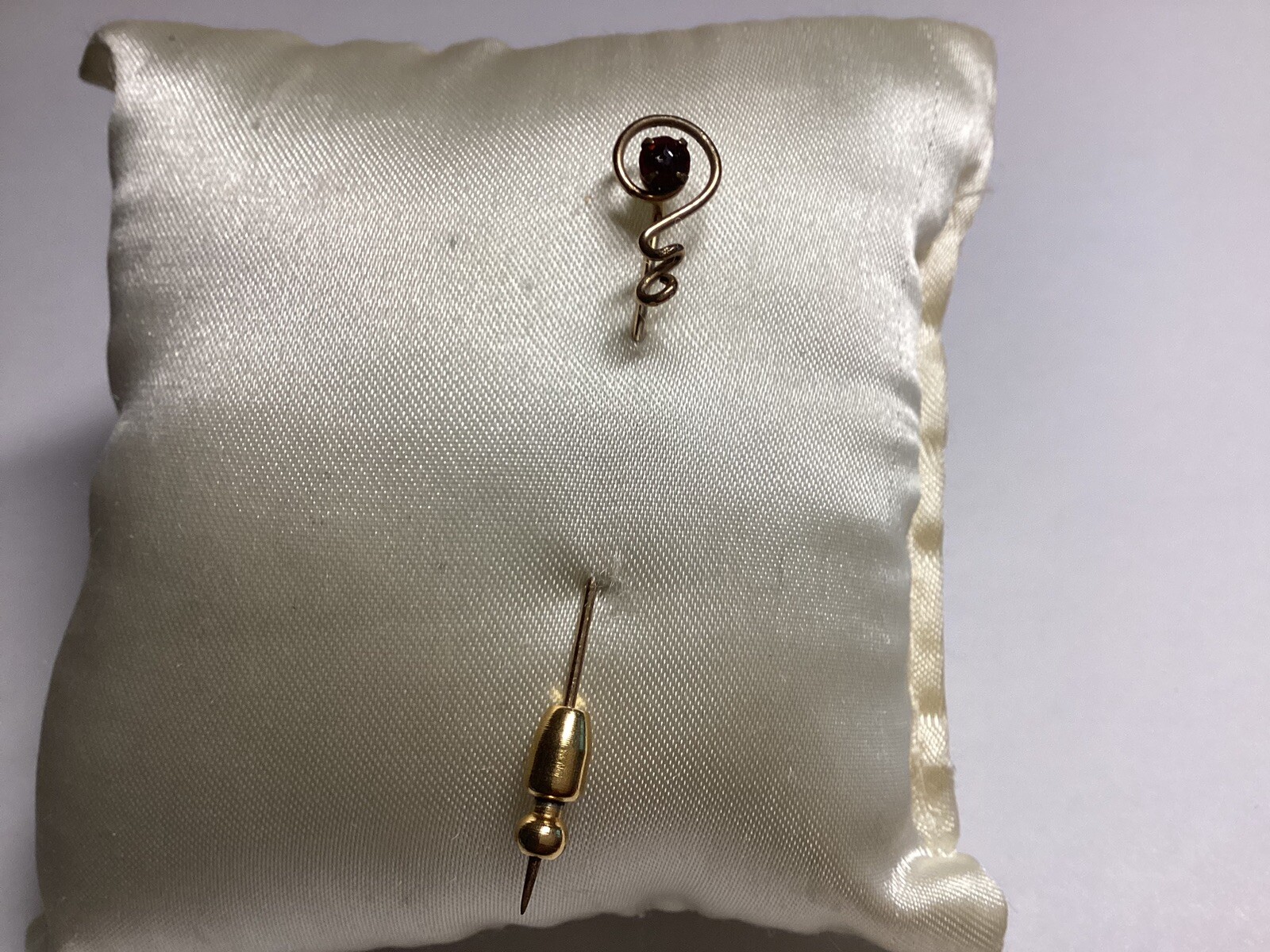 QUESTION Mark Stick Pin with a Red Faceted Gem Gold Tone W/ Closure Tip ...