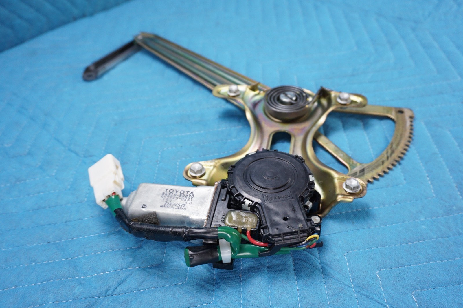 Lexus LS400 Rear Door Window Motor w/ Regulator Driver's Side 1998-2000 ...