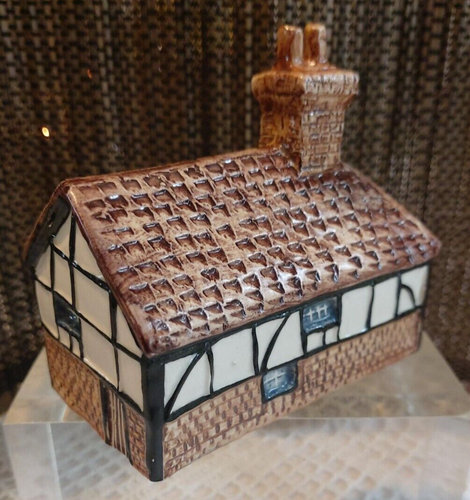 Miniture Cottage Barn Old style house Ceramic Excellent Cond | eBay UK