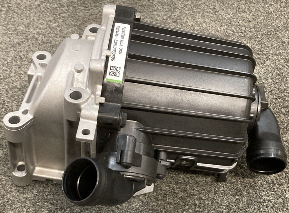 NEW GENUINE VOLVO 22877306 Crankcase Ventilation Oil Separator with ...