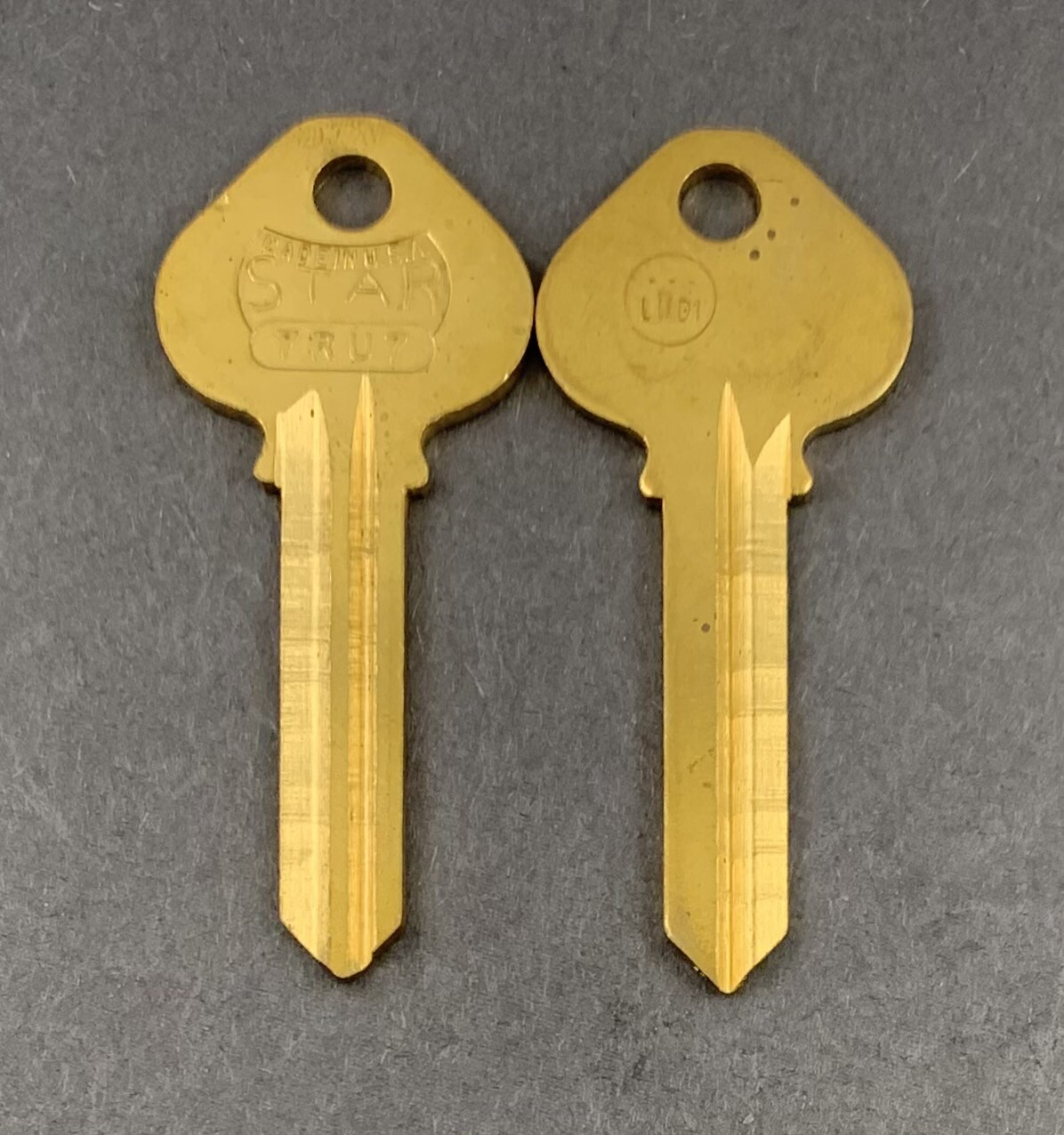 Lots of 7RU7 L1011D1 B1011D1 Type 7 Pin Key Blanks for Russwin 7D1R ...