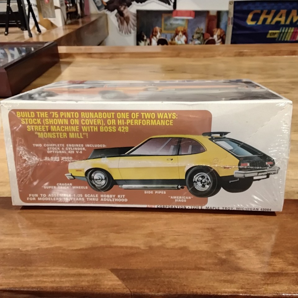SEALED Vintage AMT 1974-1975 Ford Pinto 2-n-1 Model Kit T454 1/25 Scale ...