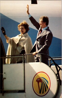 Postcard Rosalynn and Jimmy Carter Waving to the Crowd Air Force One ...