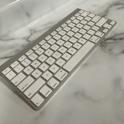Apple Magic Keyboard Wireless Bluetooth Model A1314 WORKS TESTED | eBay