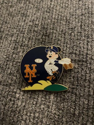 Disney Pin 45155 Mickey Mouse in uniform Major League Baseball New York ...