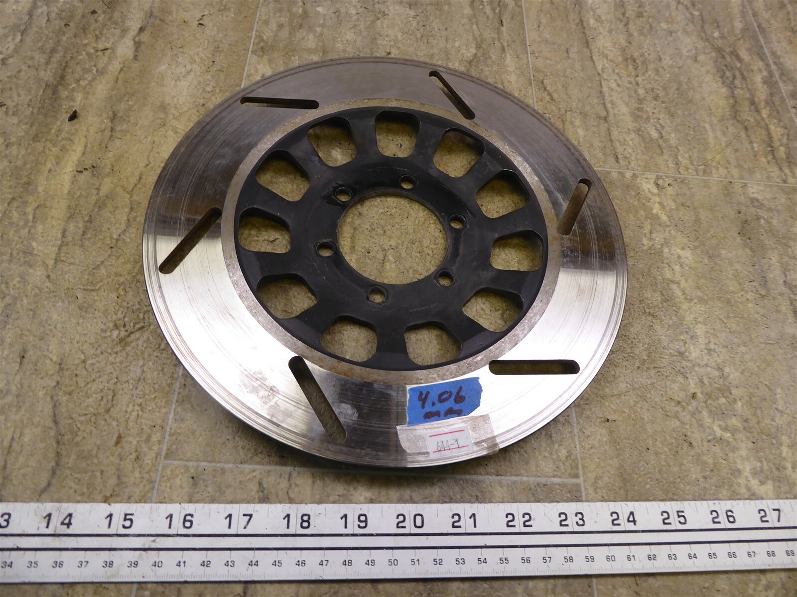 1982 Yamaha XJ750 Maxim Y644-1) front right brake rotor disc | eBay