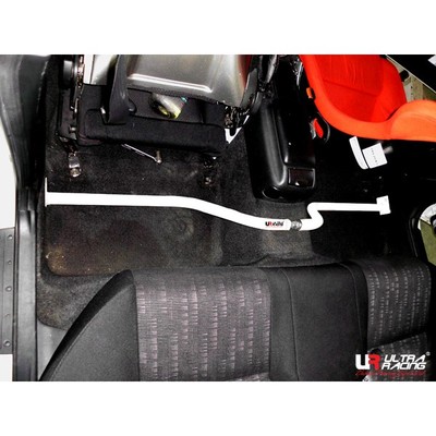 Ultra Racing 2 Points For Toyota Altezza AS 200 Room Bar / Rear Cross ...