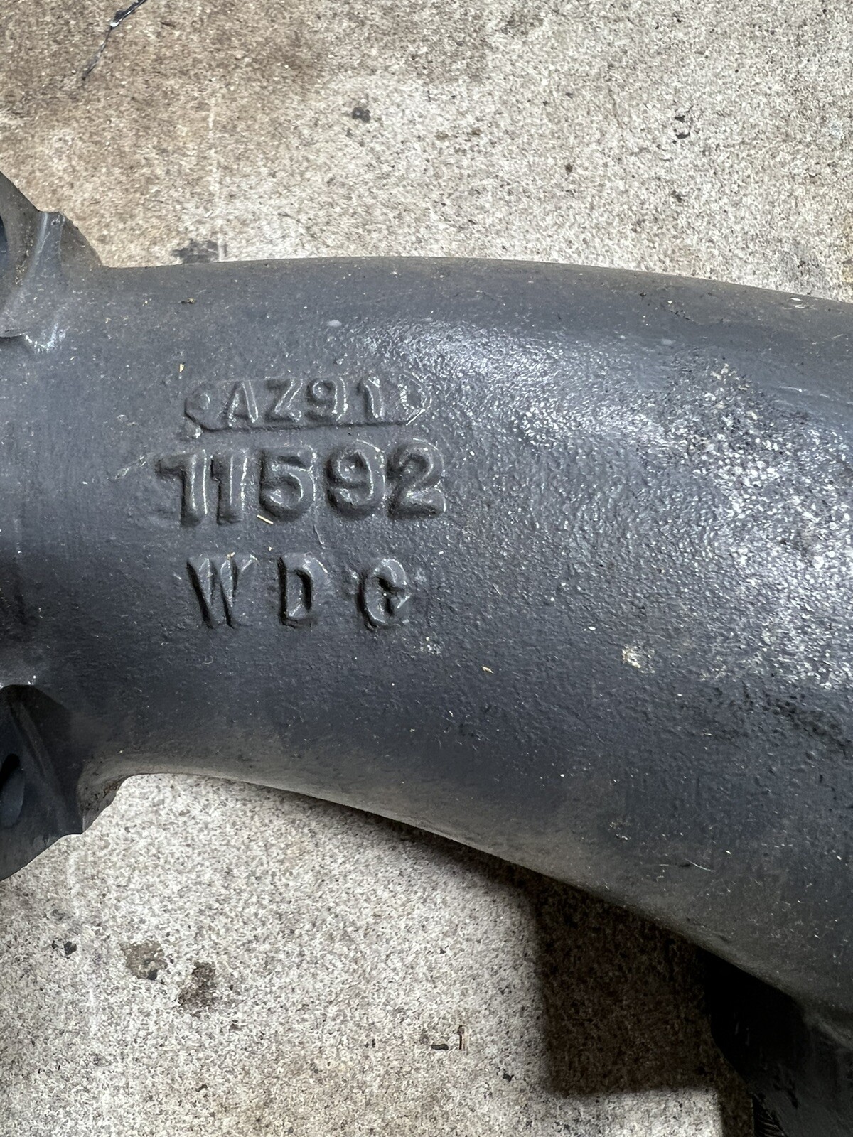 Lycoming Beechcraft Intake Elbow & Check Valve #71592 | eBay