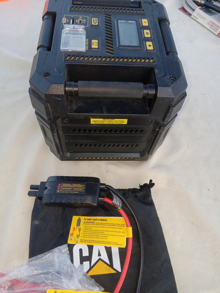 CAT Cube Lithium 4-In-1 Portable Jump Starter, Tire Inflator, Pwr ...