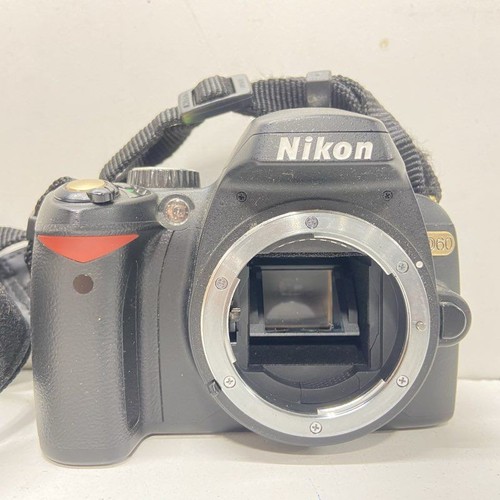 Nikon D60 10.2MP Digital SLR Camera Body | eBay