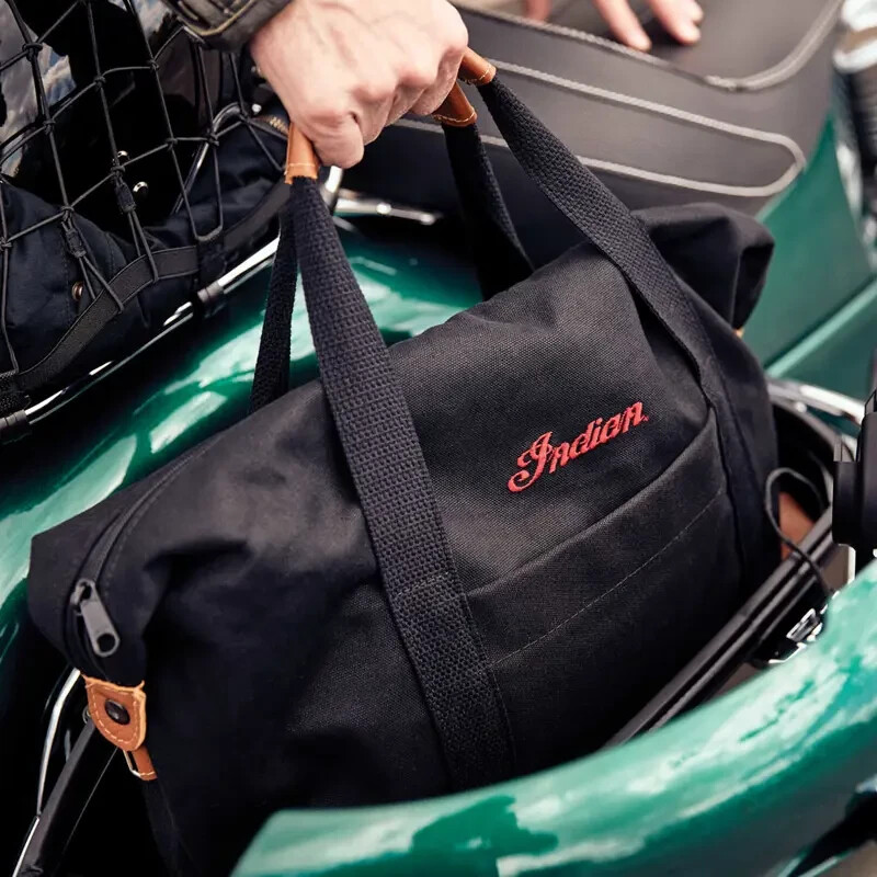 OEM Indian Motorcycle Deluxe Saddlebag Travel Bags in Black, Pair ...