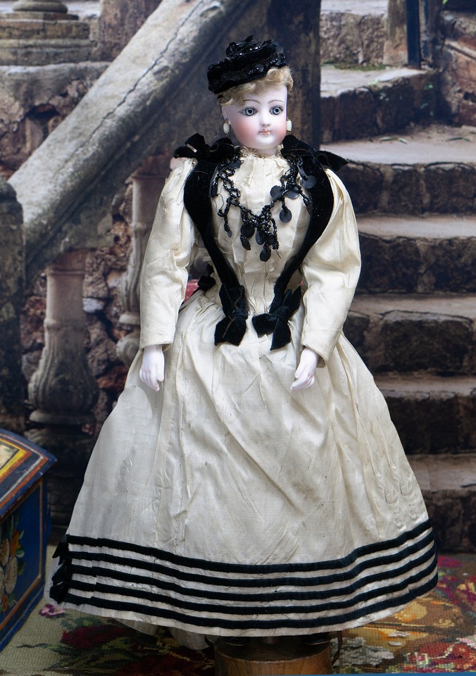 17" ANTIQUE FRENCH FG FASHION DOLL WITH GESLAND BODY AND BISQUE HANDS ...