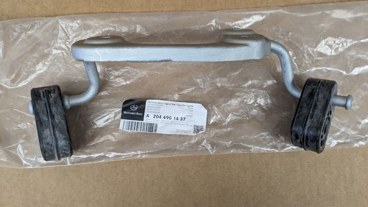 MERCEDES-BENZ 2044901437 GENUINE OEM MUFFLER & PIPE MOUNT BRACKET for ...