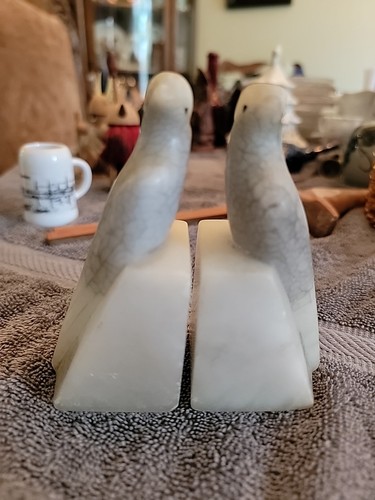 Beautiful Italian Hand Carved White Marbled Alabaster Parrot Vintage ...