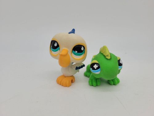 Littlest Pet Shop LPS Pelican Bird #517 Green Eyes #651 Green Iguana ...