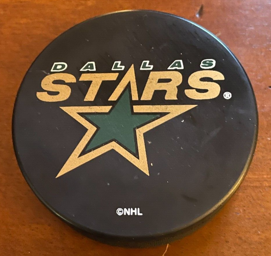 Dallas Stars In Glas Co. Official Game Hockey Pucks NHL Pre FIRST YEAR ...