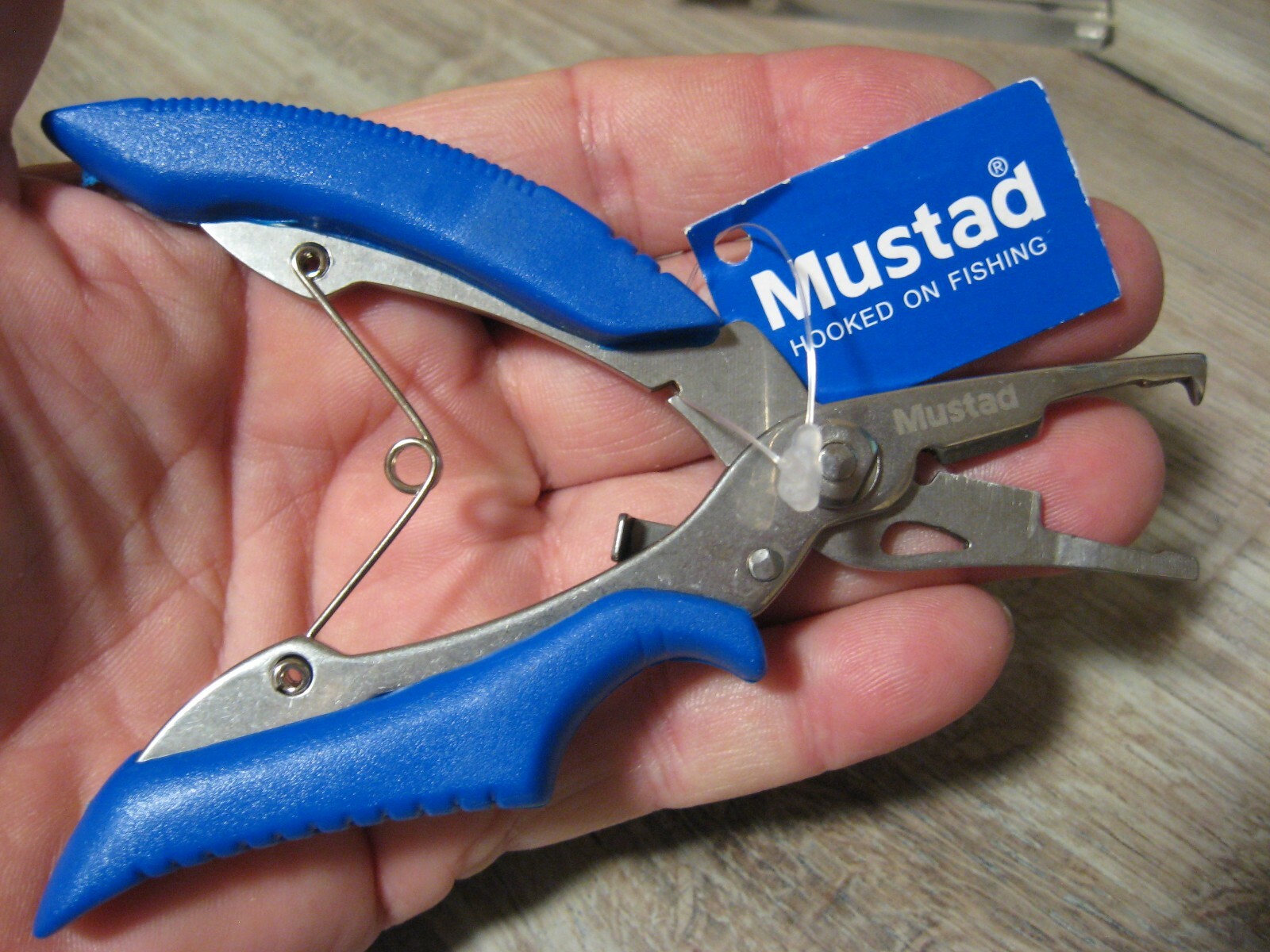 2 Mustad 5" Split Ring Pliers & Braid Cutter Soft Touch Handle Fishing ...