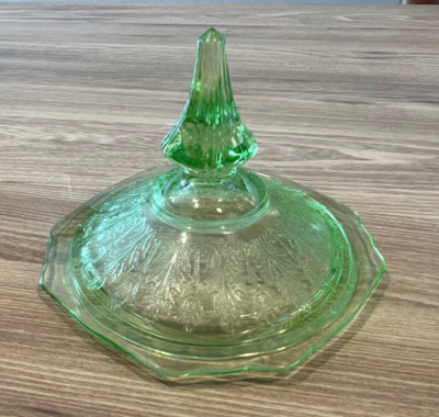 Vintage Green Uranium Glass 5" Diameter 4" Tall Lid for Jar Container ...