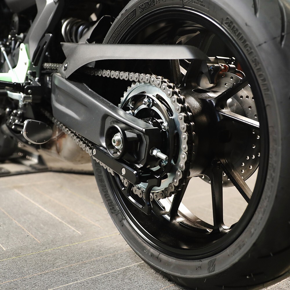 Rear Brake Disk Protector Driven Sprocket Guard For YAMAHA YZF R7 R1 ...