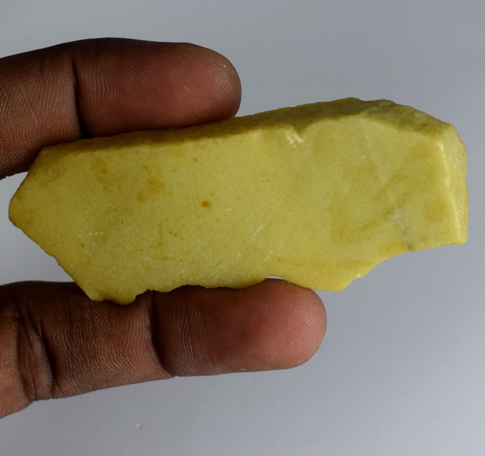 Yellowish Green Serpentine Natural Untreated 110.35 Ct Gemstone Rough ...