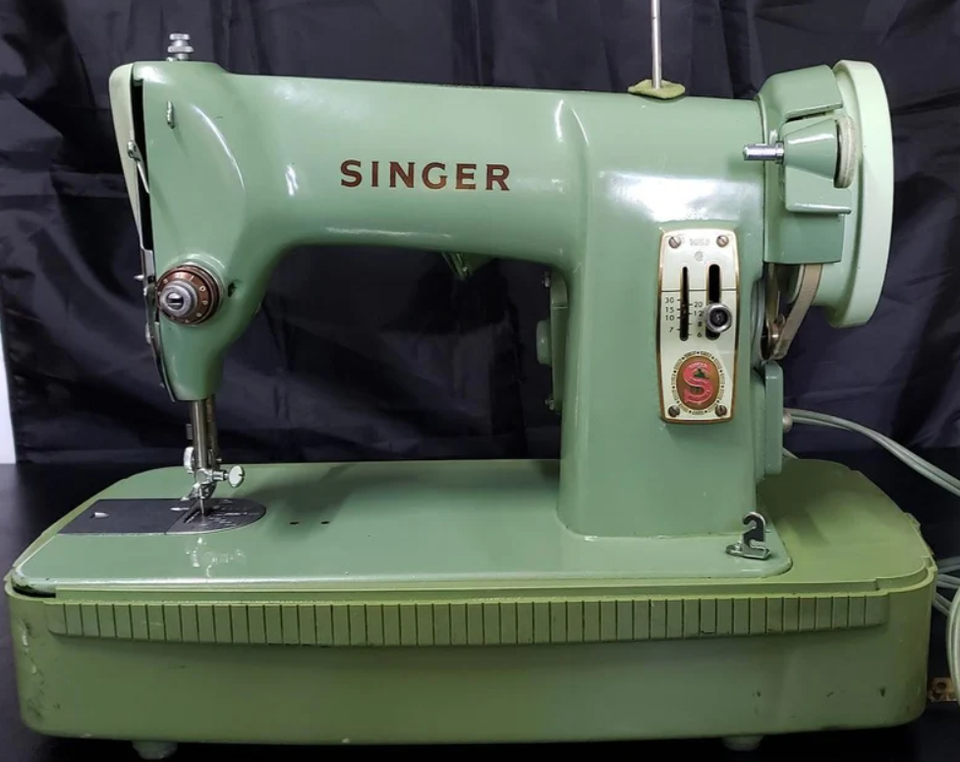 Singer Sewing Machine Green Portable | eBay