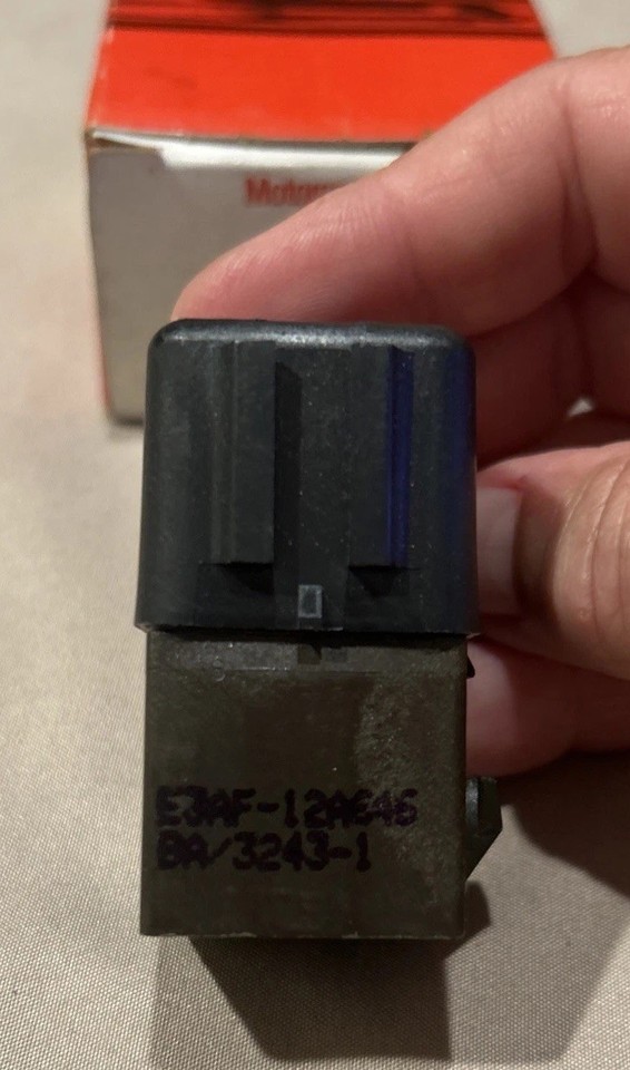 Motorcraft DY-408 EEC Electronic Engine Control PCM Relay E3AZ-12A646-A NOS | eBay Australia