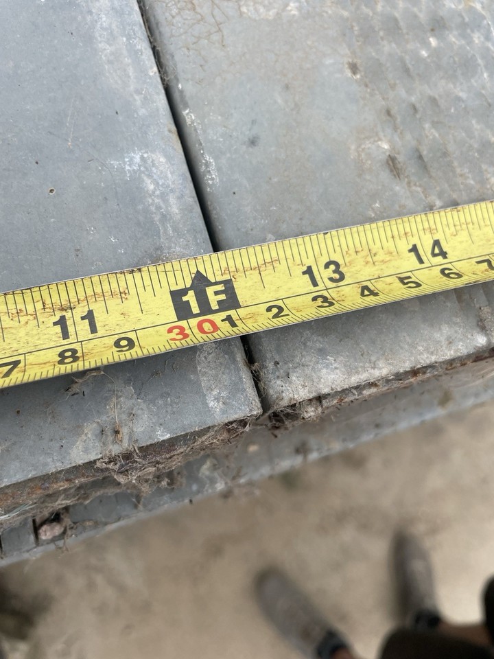 Galvanised Grain Drying Floor Laterals 3ft x 1ft - Fine Mesh Drive Over ...