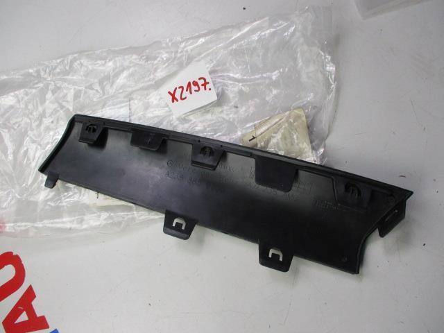 NEU MERCEDES-BENZ E C238 HECK-STOßFÄNGER RECHTS UNTERE TRIM A2388859800 ...