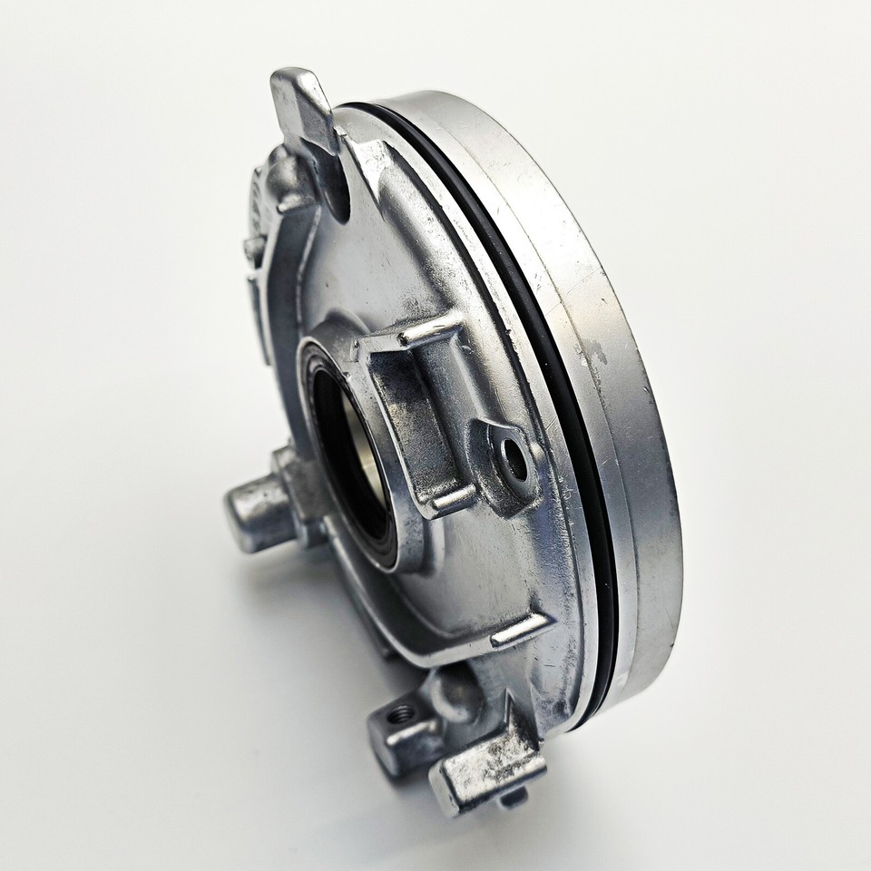 30650144 Genuine Volvo V40 S40 S60 S70 XC70 XC90 Oil Pump | eBay