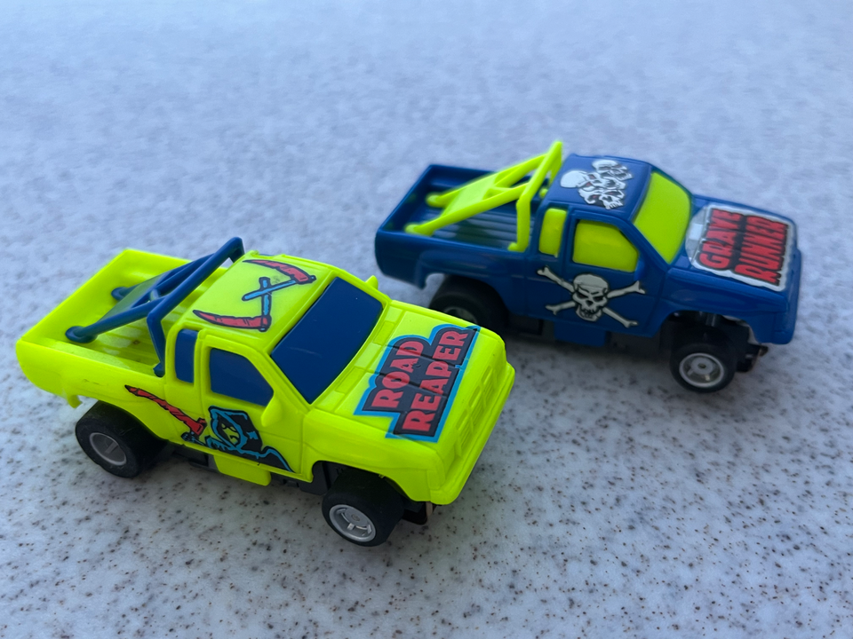 TYCO USED H.O. SLOT CARS - ROAD REAPER & GRAVE RUNNER SET #6238 | eBay