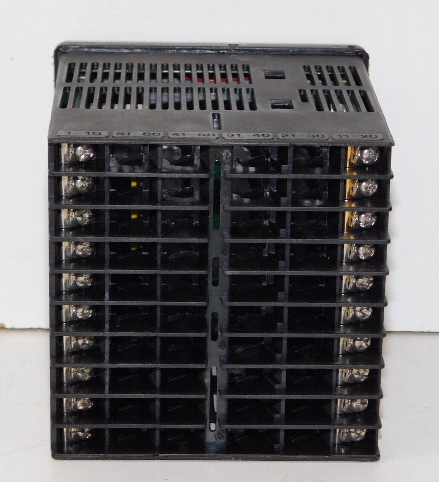 Yokogawa UT550-00 Style S3 Digital Indicating Module Temperature ...